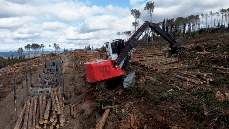 Madill Log Loader 3000